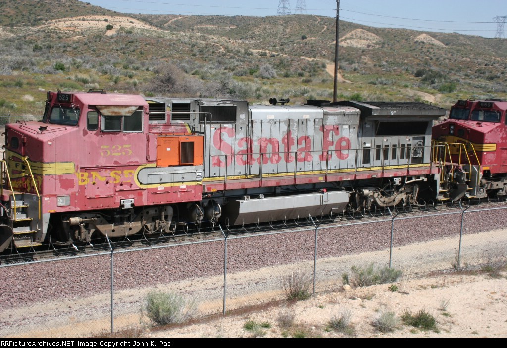 BNSF 525
